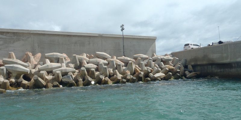 Fabrication d'une digue à Talus, port d'Açu au Brésil | Concrete Layer ...