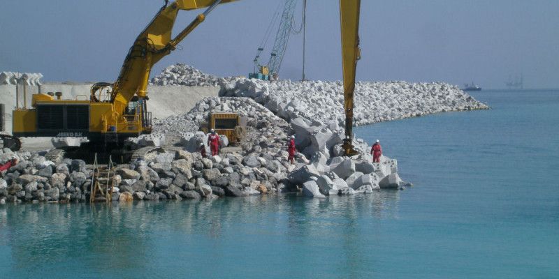 Upper Zakum oil field, artificial islands project North and West | CLI ...