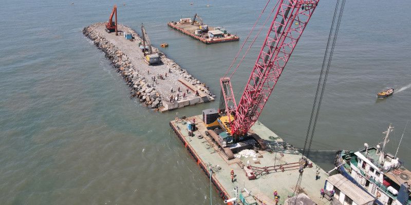 Protection of the Chhara Port, India : an ACCROPODE™ II project | CLI ...